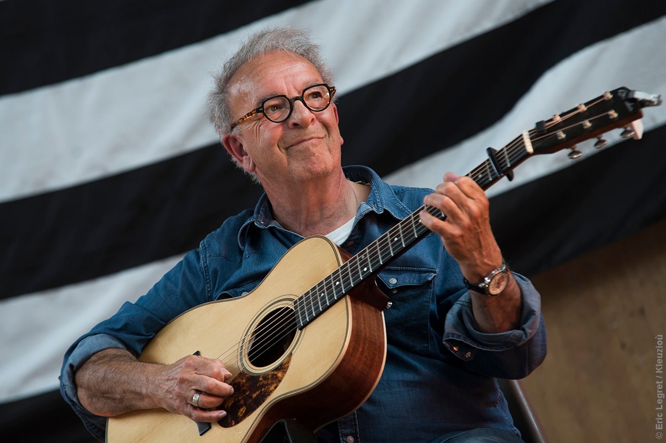 écoute Les Accords De Guitare De Ton Cœur